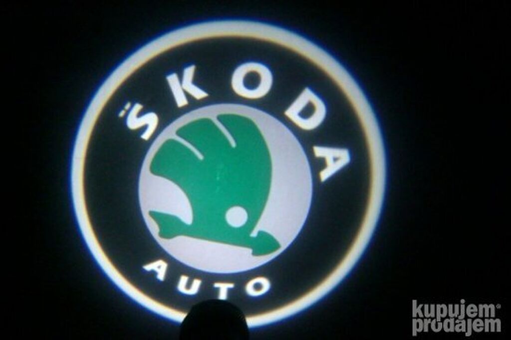 NOVI Škoda LOGO projektori za vrata na vasem automobilu. Oslikavaju