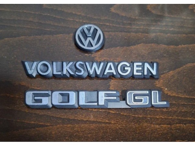 Auto oznaka Volkswagen Golf GL