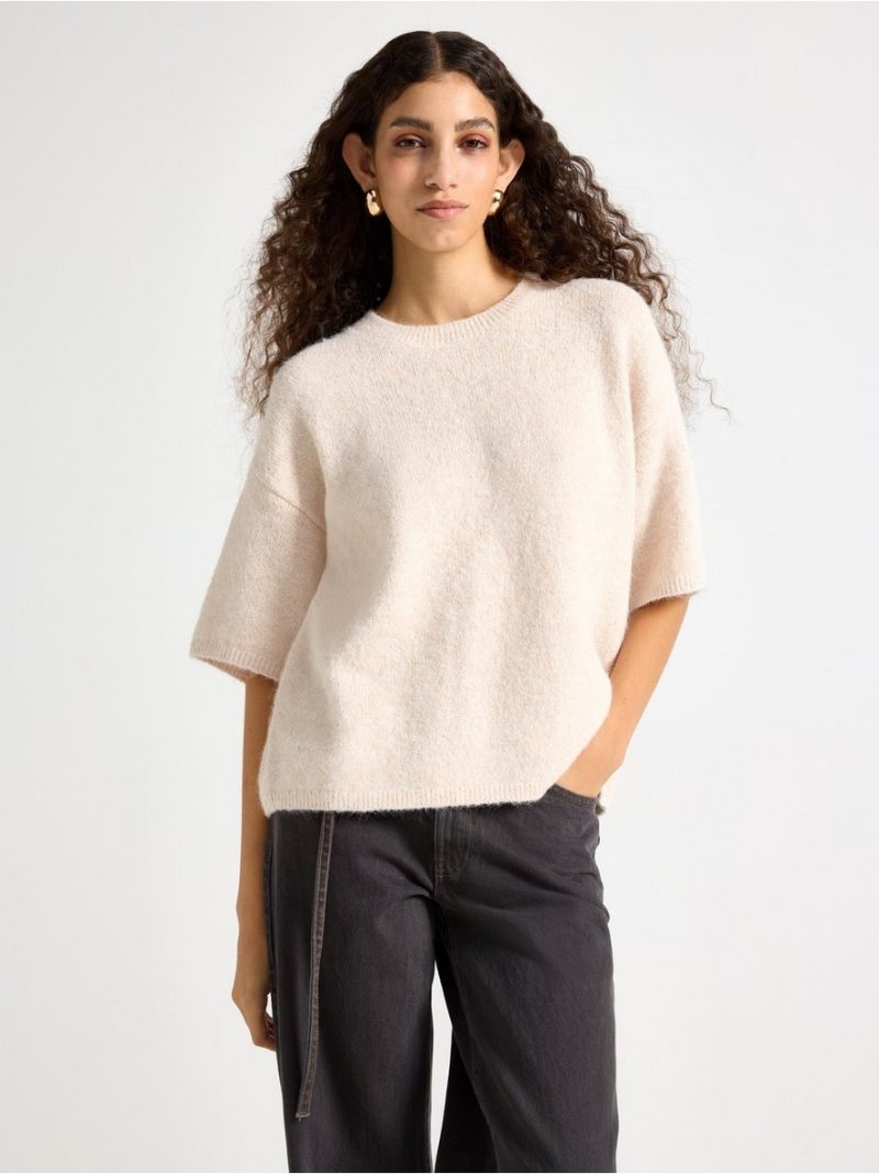 Džemper – Knitted jumper with short sleeves