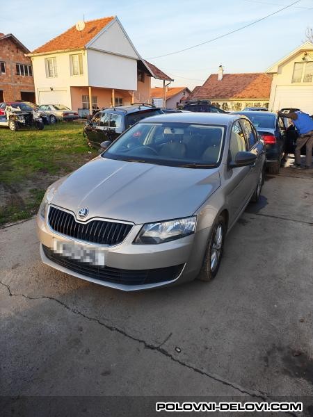 Skoda Octavia 1.6tdi Kompletan Auto U Delovima