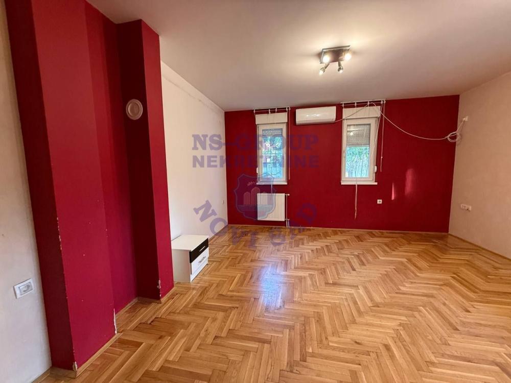Dvoiposoban stan na prodaju, 49m2, 138.000€