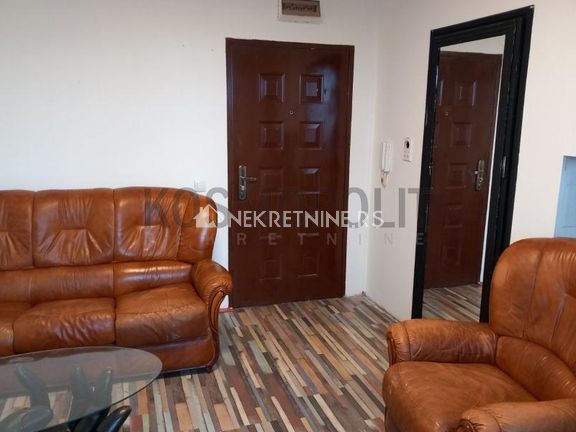 Rakovica, Labudovo brdo, Sedamnaestog oktobra, 0.5, 25m2, 62000 EUR