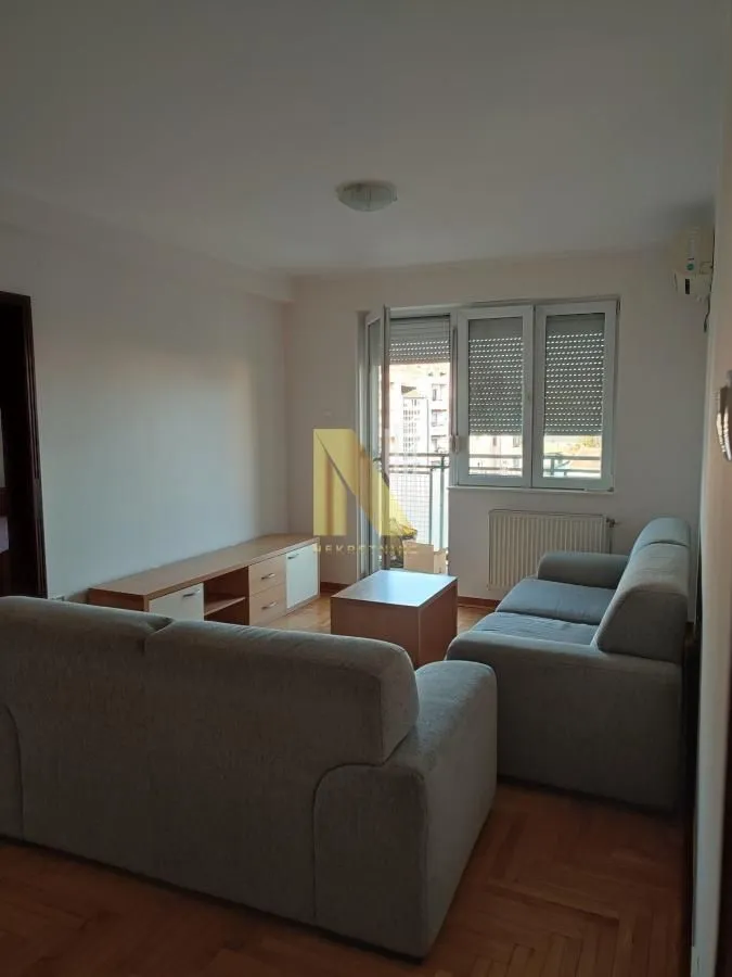 Prodaja, dvosoban stan, 45m², Bulevar Evrope, Novi Sad Sve Podlokacije