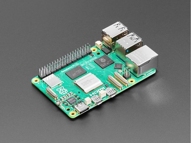 Raspberry Pi 5, sa 8 gb Rama