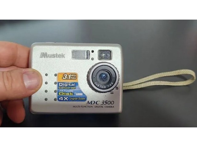 Mustek MDC 3500 aparat