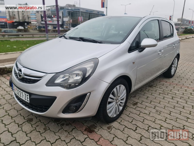 Opel Corsa 1.2i AUTOMATIK ECO