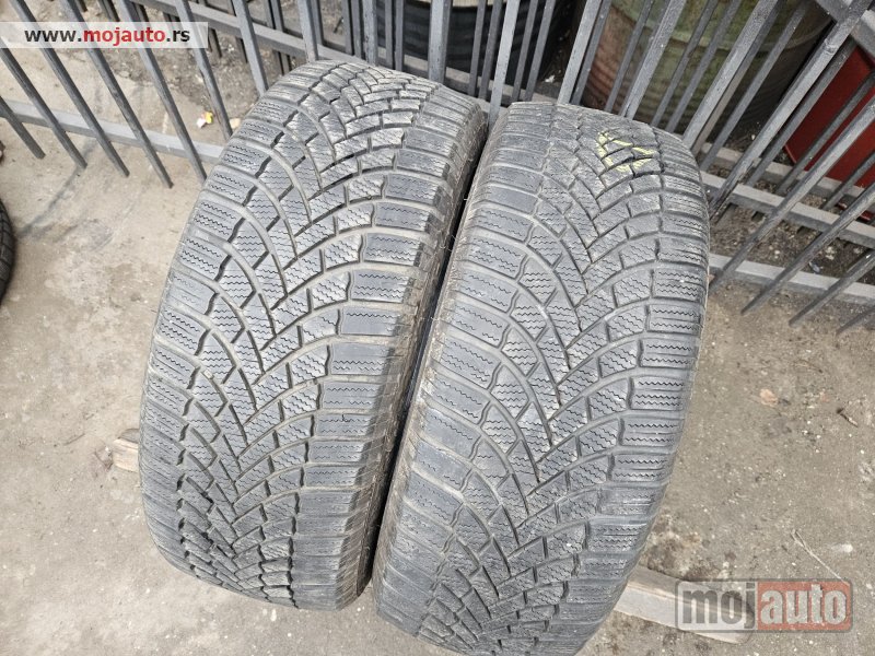 235-55-18 Bridgestone kao nove odlicne m+s