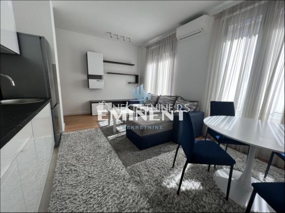 Stari grad, Dorćol, Bulevar vojvode Bojovića, 1.5, 39m2, 800 EUR