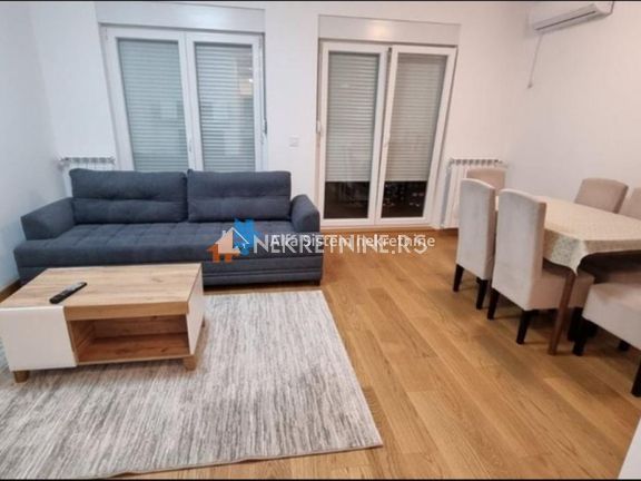 Zemun, Gornji grad, 3.0 stan, 69m2, 800 EUR, ID 45524