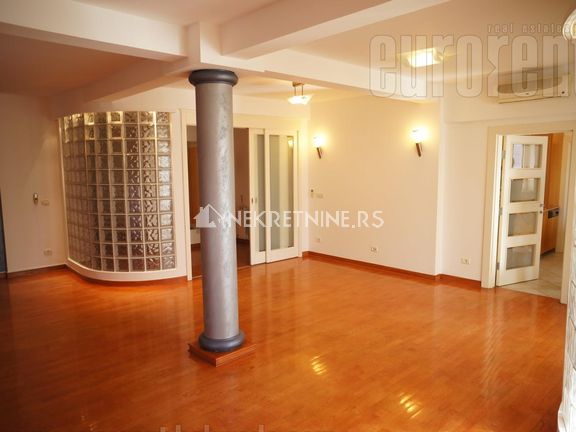 #10633, Izdavanje, Stan, HRAM SVETOG SAVE, 2000 EUR