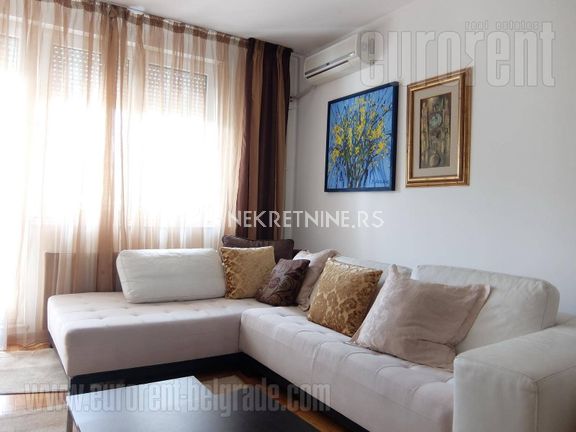 #40173, Izdavanje, Stan, BLOK 22, 850 EUR