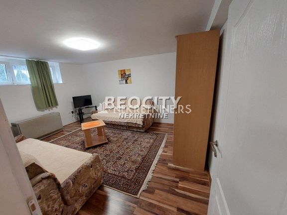 Zemun, Cara Dušana, Banatska, 1.0, 32m2, 60000EUR