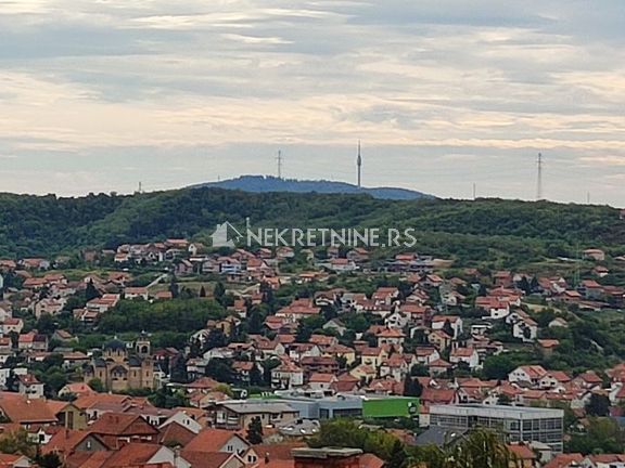 Kaluđerica, ul. Stevana Sinđelića, 4.0 dplx, pogled na Avalu, odmah useljiv, uknjižen ..