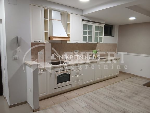 Stan-duplex 95m2 sa garažom 13m2, Cvijićeva