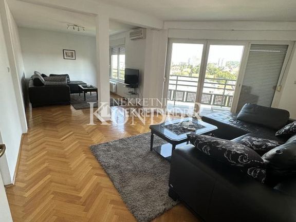 Atraktivan penthouse u Takovskoj, 157m2 ID#1128