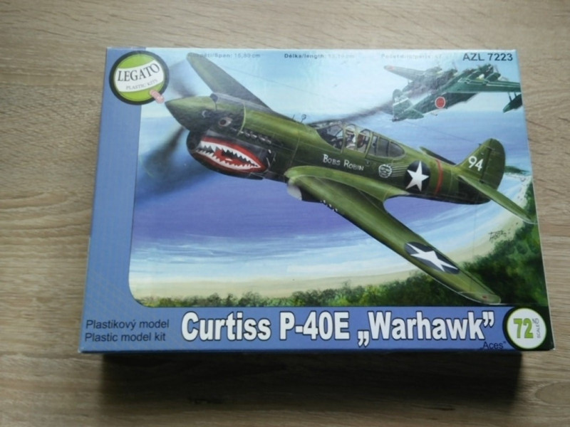 Curtis P 40E Warhawk 1-72