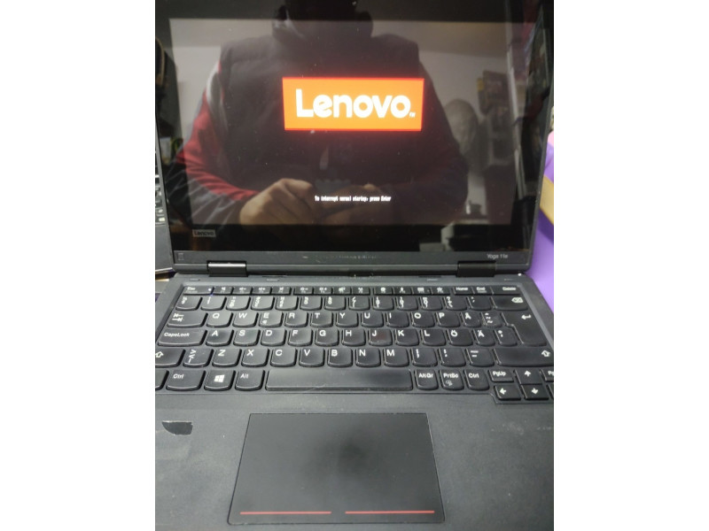 Lenovo yoga 11e
