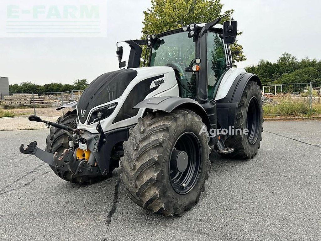 Valtra t234d smarttouch mr19 traktor točkaš