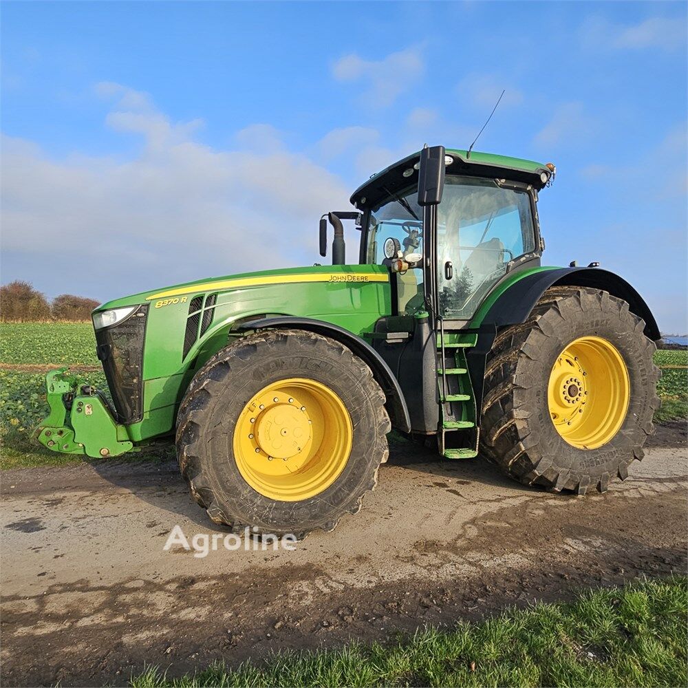 Prodaje se John Deere 8370 R traktor točkaš na aukciji