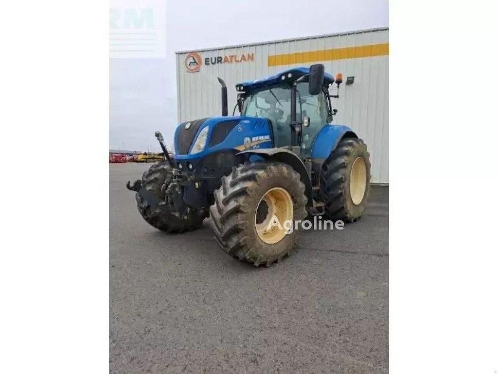 New Holland t7-270ac traktor točkaš