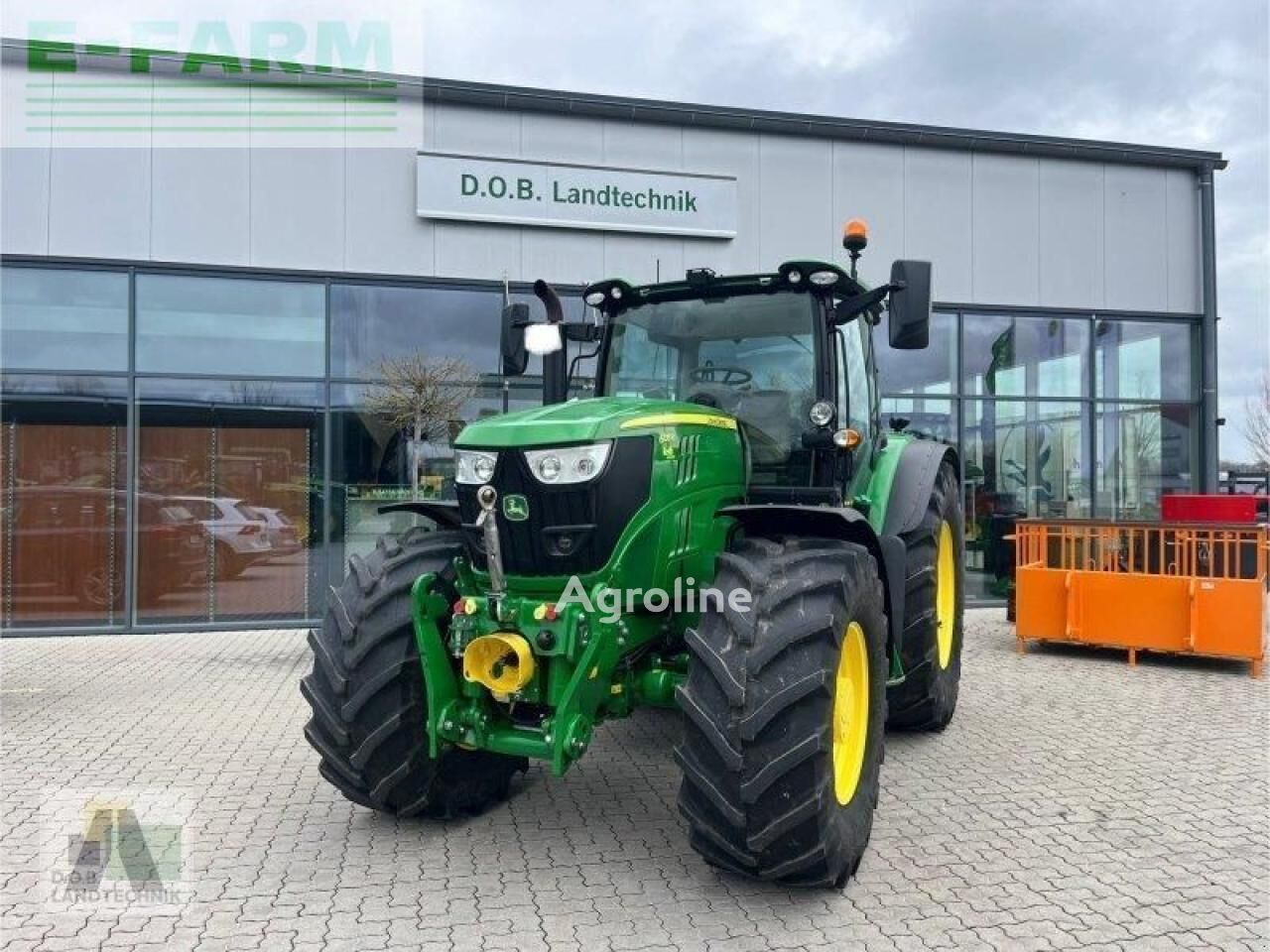 John Deere 6135 r 6135r traktor točkaš