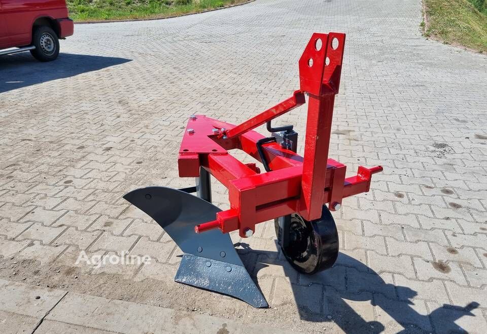 Novi Kubota jednoskibowy 25 cm z kołem podporowym plug