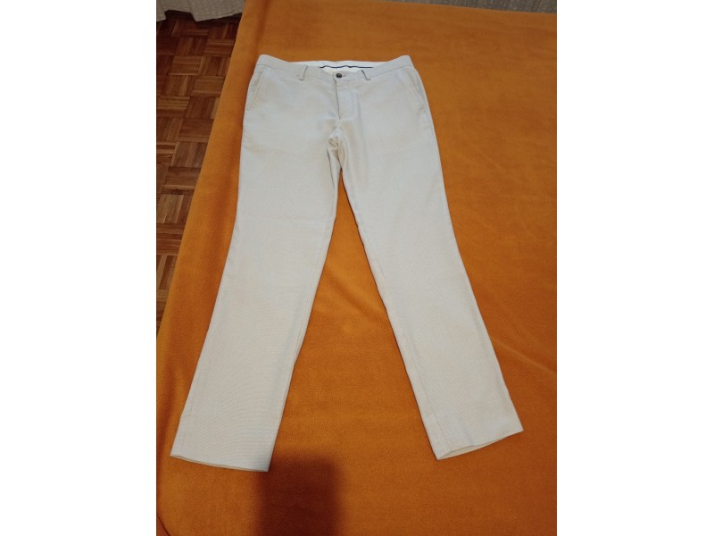 pantalone slim