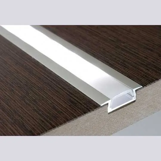 M508 3M Aluminijumski profil za LED trake ugradno-nadgradni set sa difuzorom 3000×24 7x7mm Mitea Lighting
