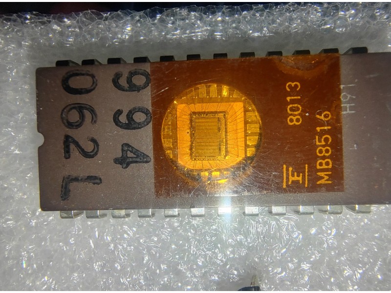 MB8516