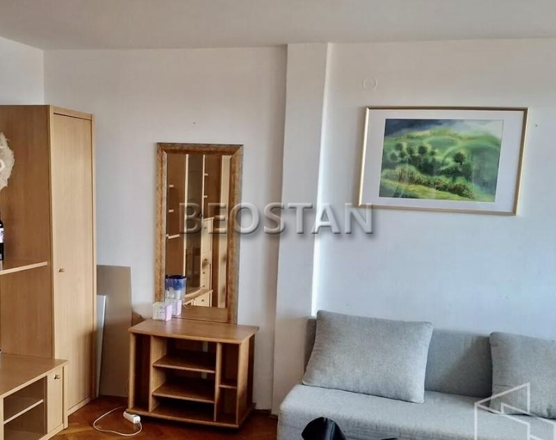 Novi Beograd - Stari merkator #65716 650 €