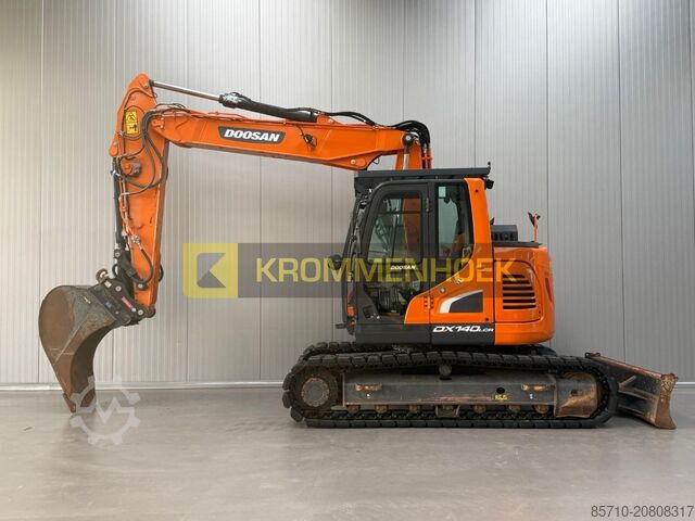 Guseničarski bager
Doosan DX 140 LCR-5 Oilquick