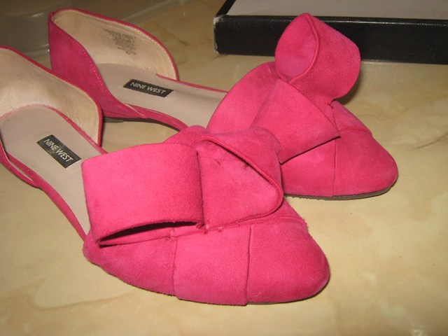 NINE WEST pink baletanke sa mašnom br.9 naš 40(26)