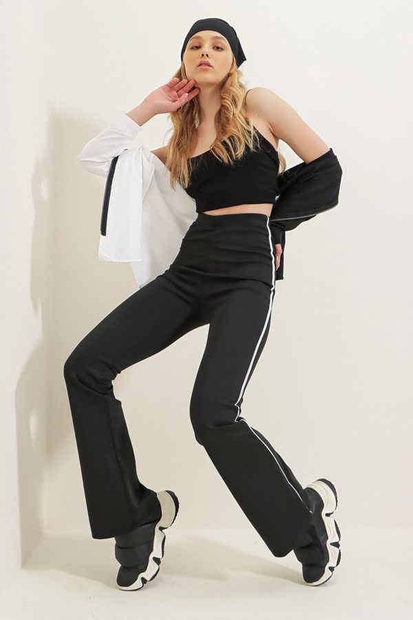 TREND ALAÇATI STILI WOMEN'S BLACK HIGH WAIST SKUBA FABRIC TROUSERS WITH PIPING ON THE SIDES