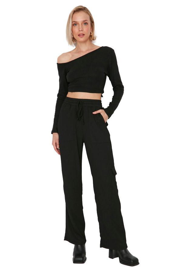 TRENDYOL BLACK POCKET DETAILED WIDE LEG/CASUAL FIT HIGH WAIST CRISP KNITTED PANTS