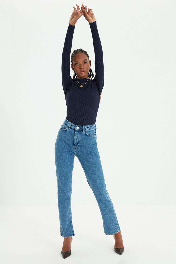TRENDYOL BLUE SLIT HIGH WAIST MOM JEANS