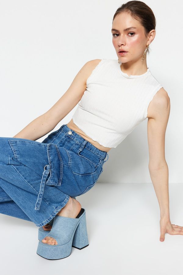 TRENDYOL ECRU SOFT TOUCH FITTED CROP RIBBED STRETCH KNITTED BLOUSE