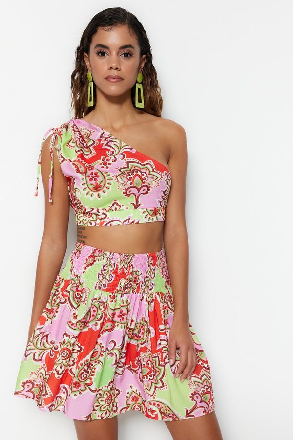 TRENDYOL PAISLEY PATTERNED WOVEN PLEATED ONE-SHOULDER BLOUSE AND SKIRT SET