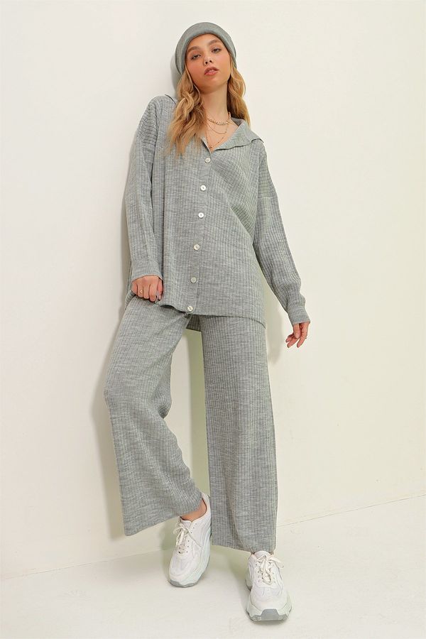 TREND ALAÇATI STILI WOMEN'S GRAY BUTTONED SELF-TEXTURED KNITWEAR SUIT