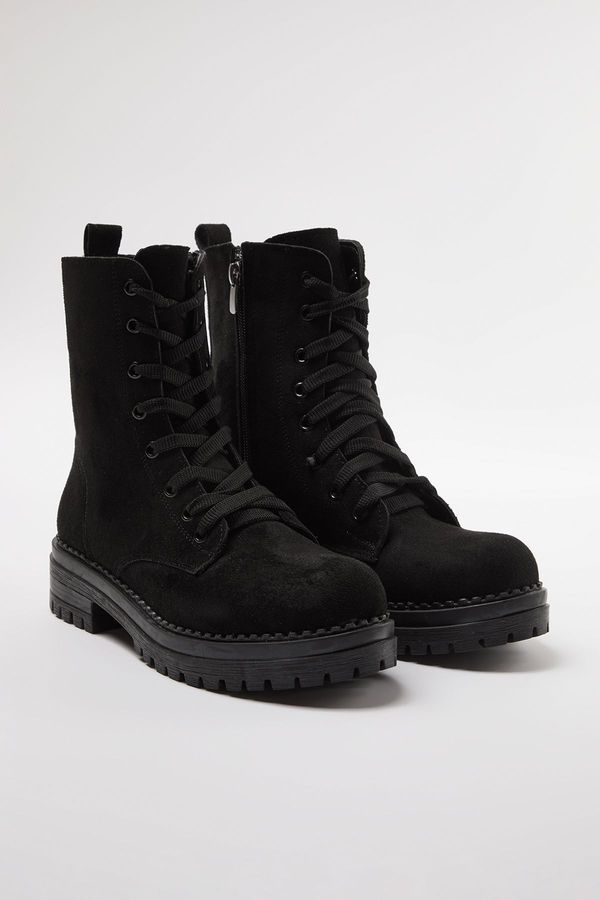 TRENDYOL BLACK SUEDE LACE-UP AND ZIPPERED WOMEN'S COMBAT BOOTS
