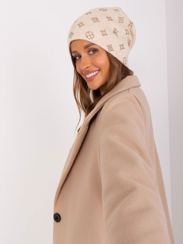 LIGHT BEIGE WINTER HAT WITH RHINESTONES