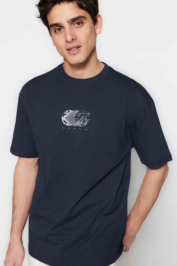 TRENDYOL BLACK RELAXED/COMFORTABLE FIT PRINTED 100% COTTON T-SHIRT