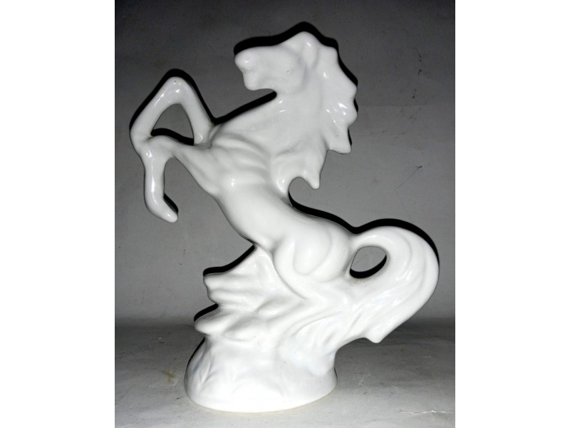 FIGURA - BELI PORCELAN 23cm