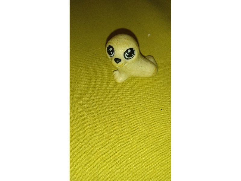 Kinder figurica