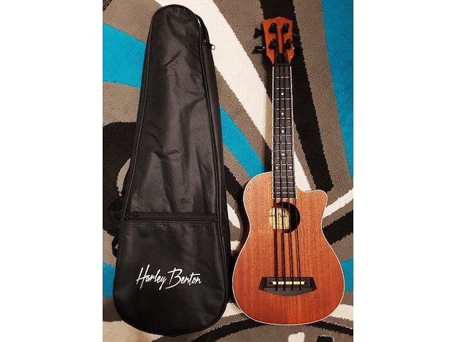 Harley Benton UkeBass Mahogany sa torbom