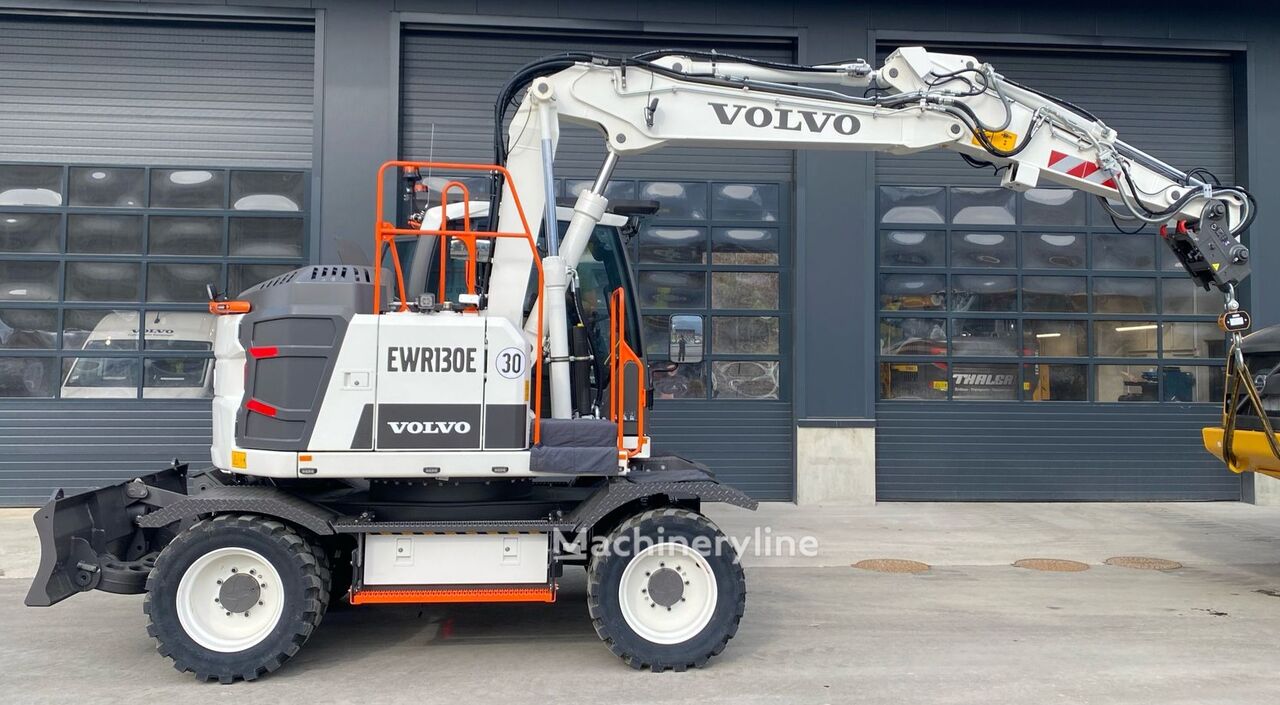 Volvo EWR 130E bager točkaš