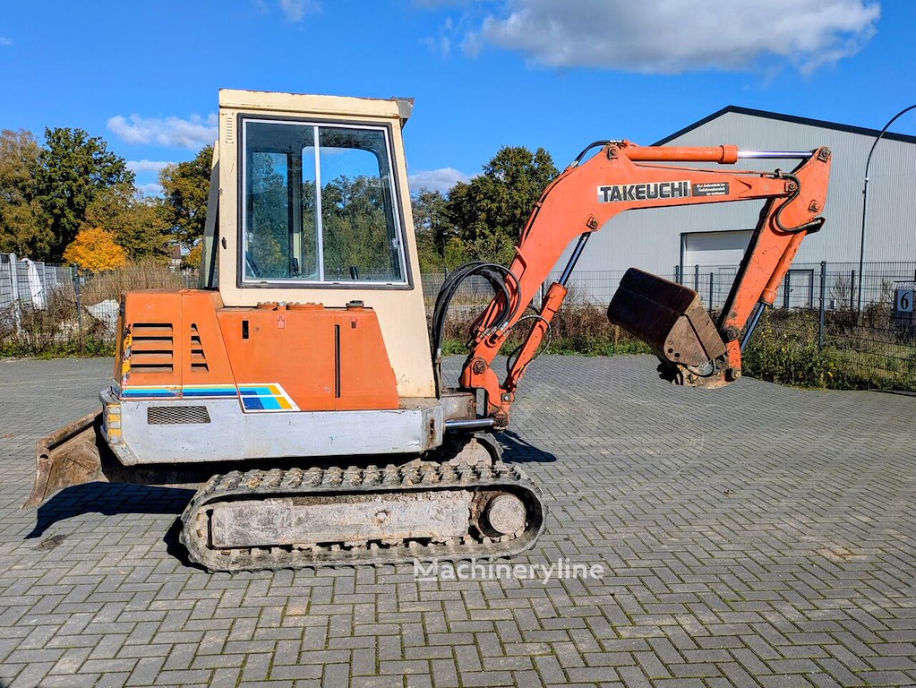 Takeuchi TB25 mini bager