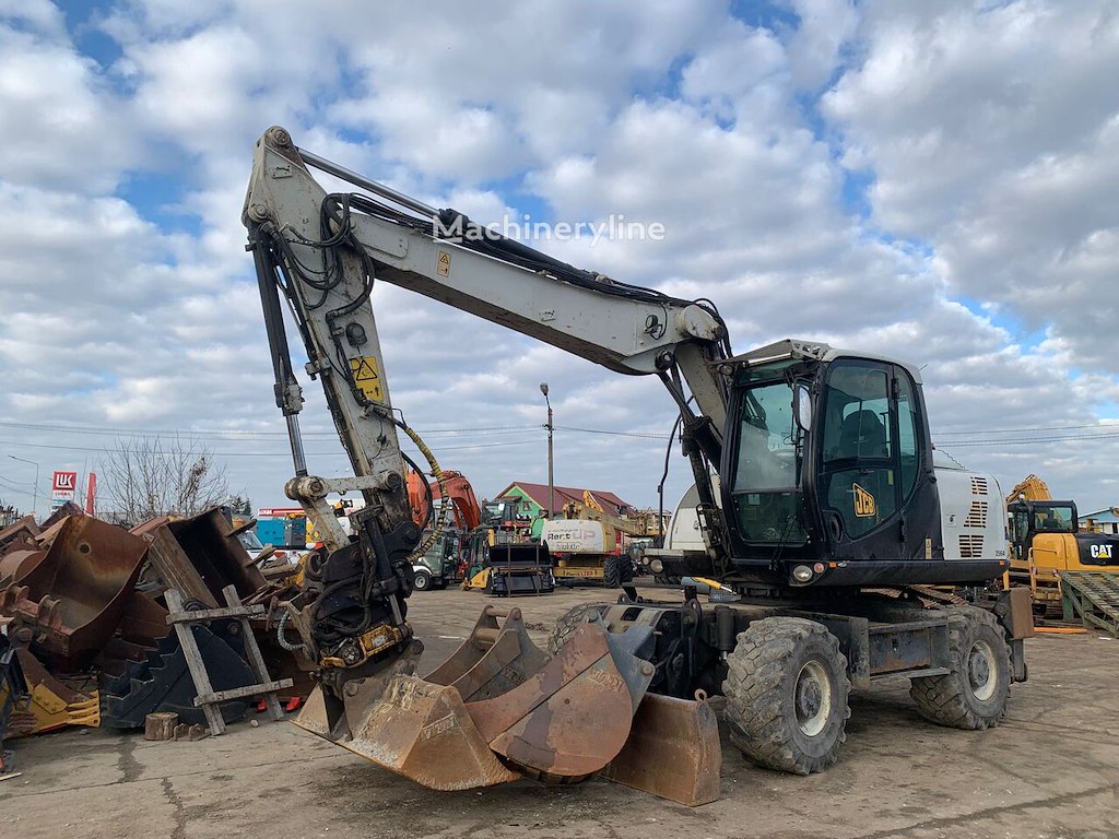 JCB JS145W+Engcon Rototilt EC219 bager točkaš