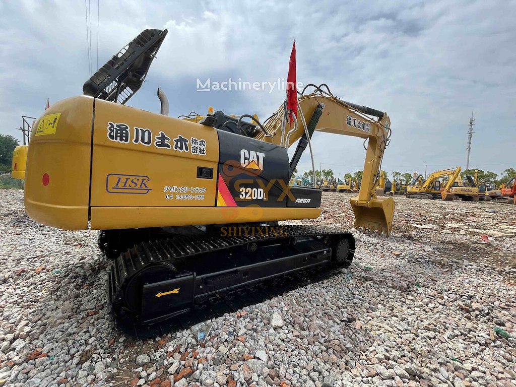 Caterpillar 320DGC bager guseničar