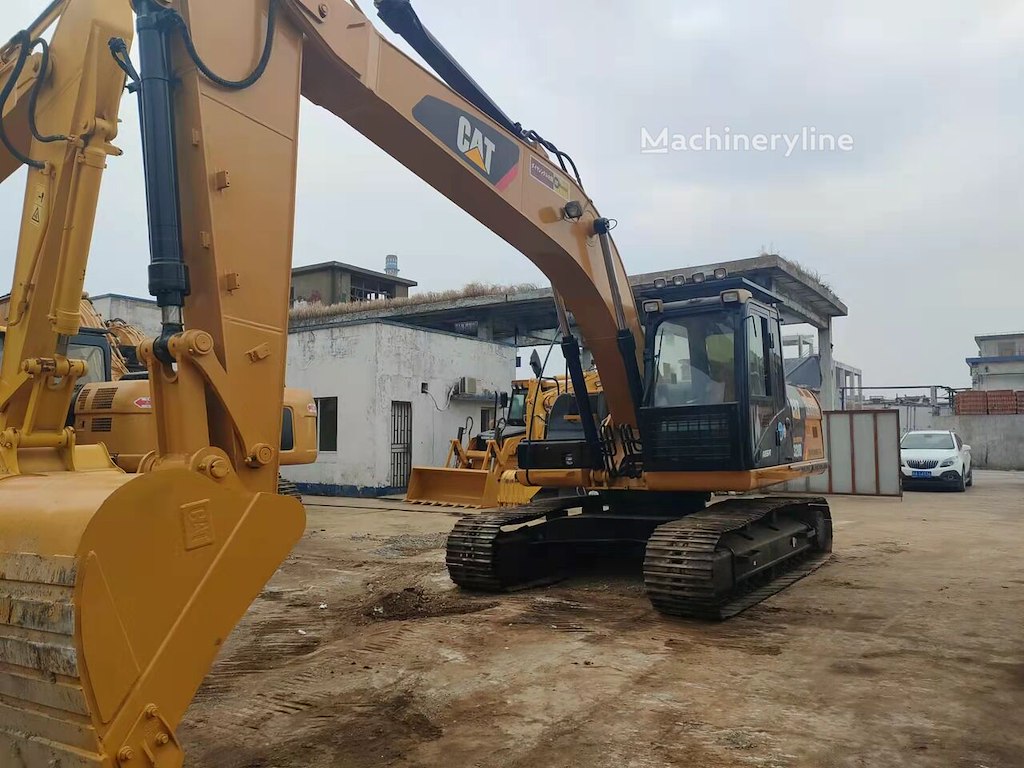 Caterpillar 320D bager guseničar