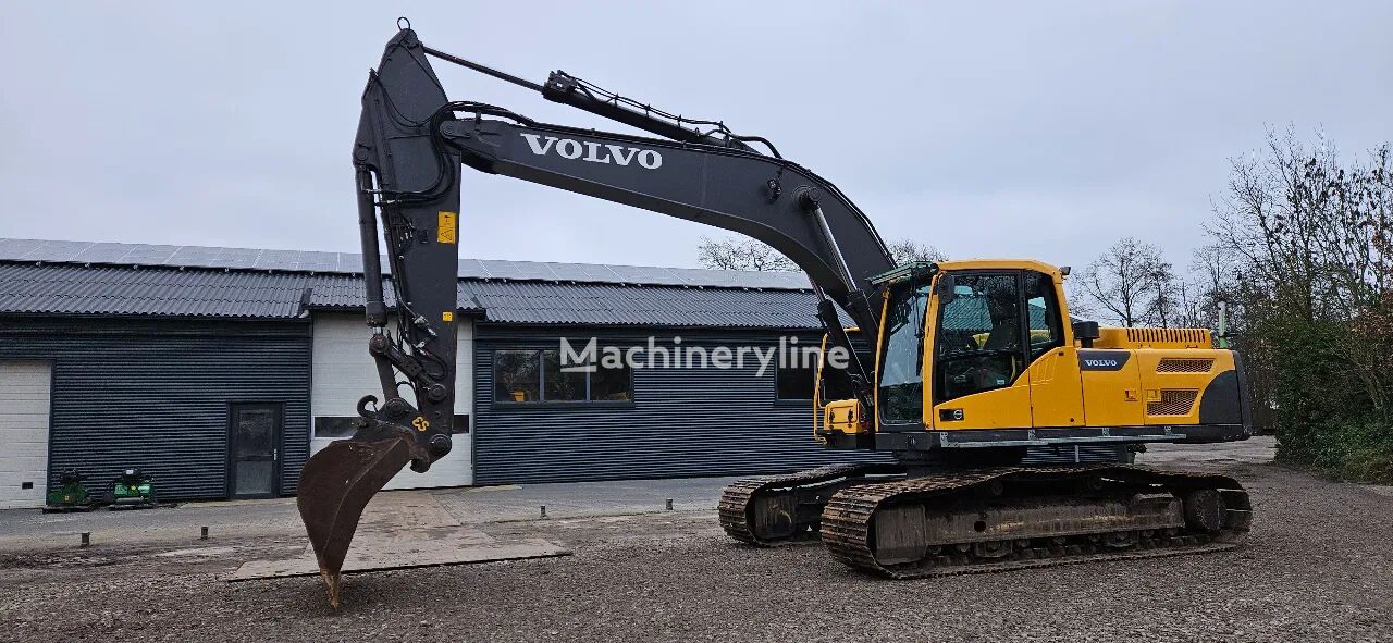 Volvo EC250 DL bager guseničar